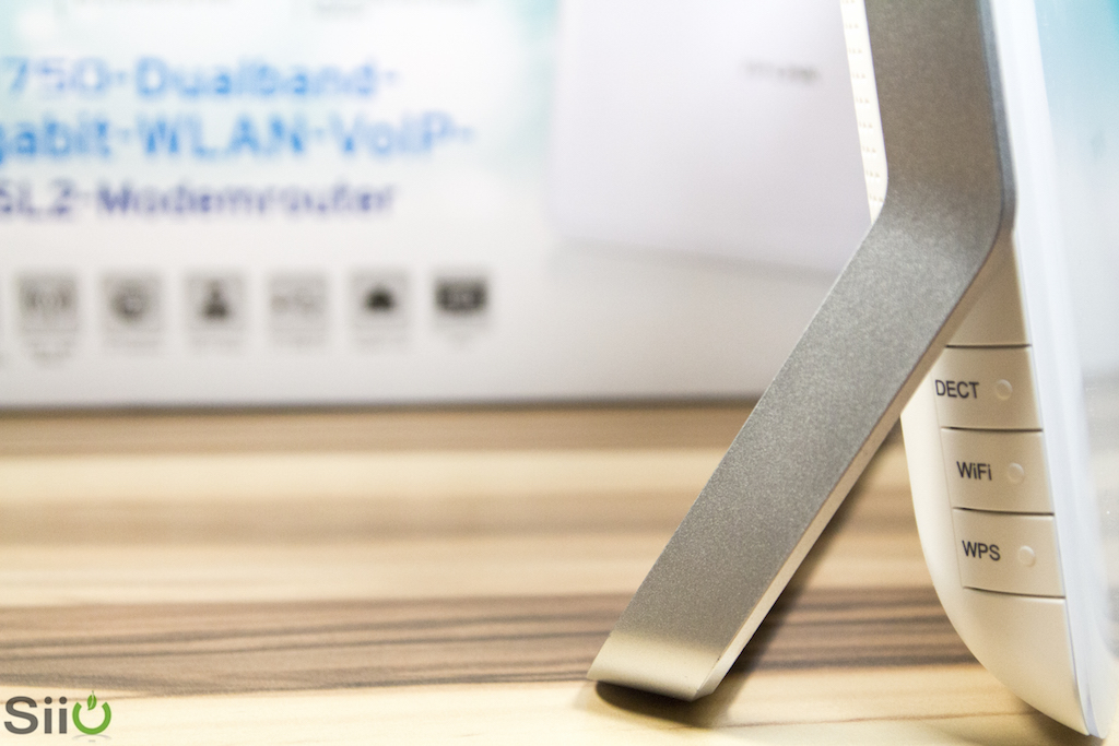 TP-Link VR200V VoIP DECT Router - vs. - FRITZ!Box 7490