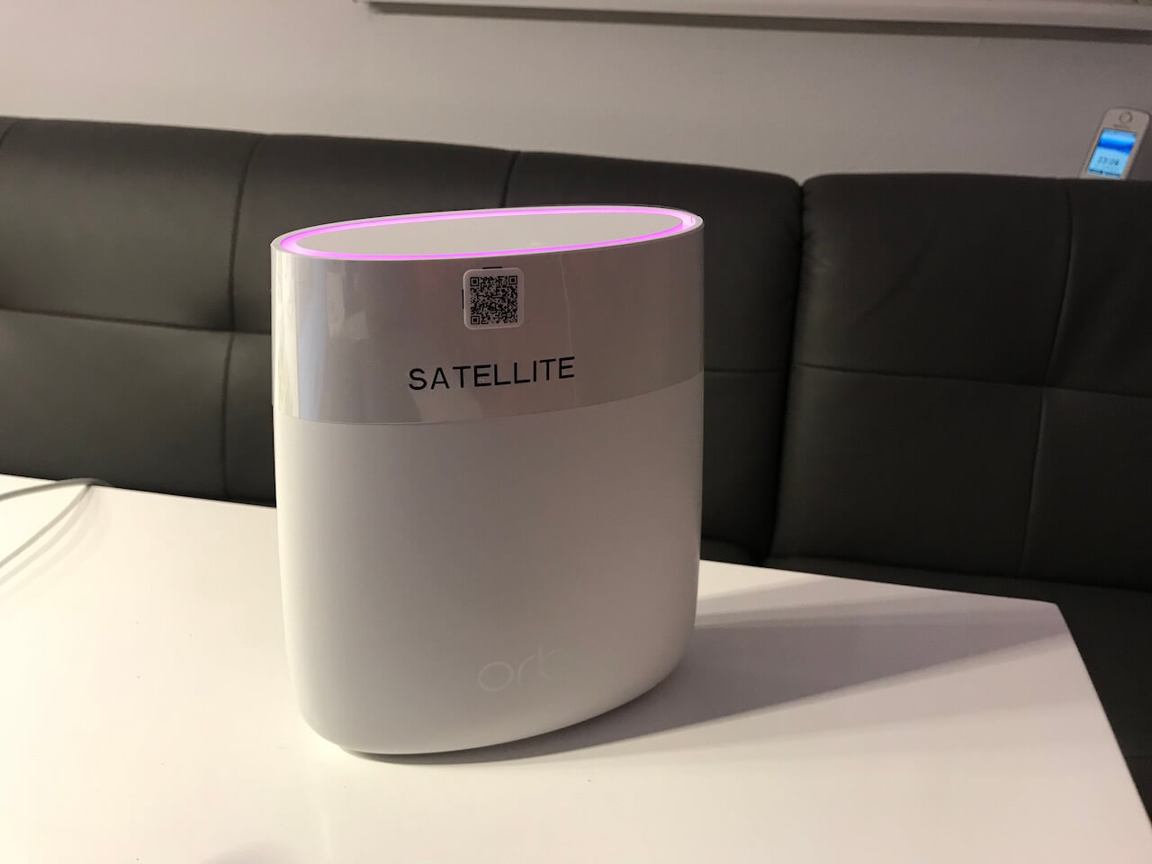 WLAN überall - Netgear Orbi RBK20 Router & Satelliten im Test ...