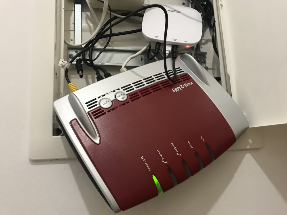 Ednet Mini USV für Router und Smart Home Zentrale im Test | SmartHome Blog