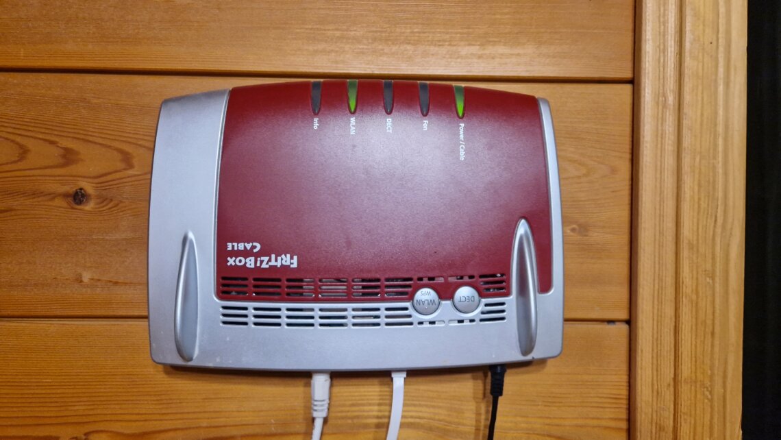 Großer Fritzbox Kabelrouter Vergleich: 6690, 6670 und Co. – Dein Smart ...